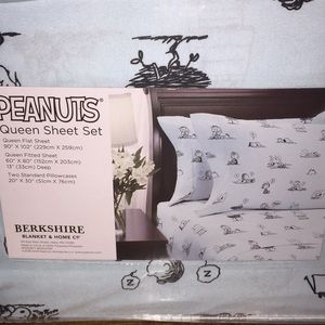 Peanuts | Bedding | Snoopy Peanuts Queen Sheet Set | Poshmark